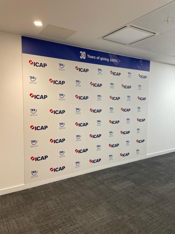 Step and Repeat Wall